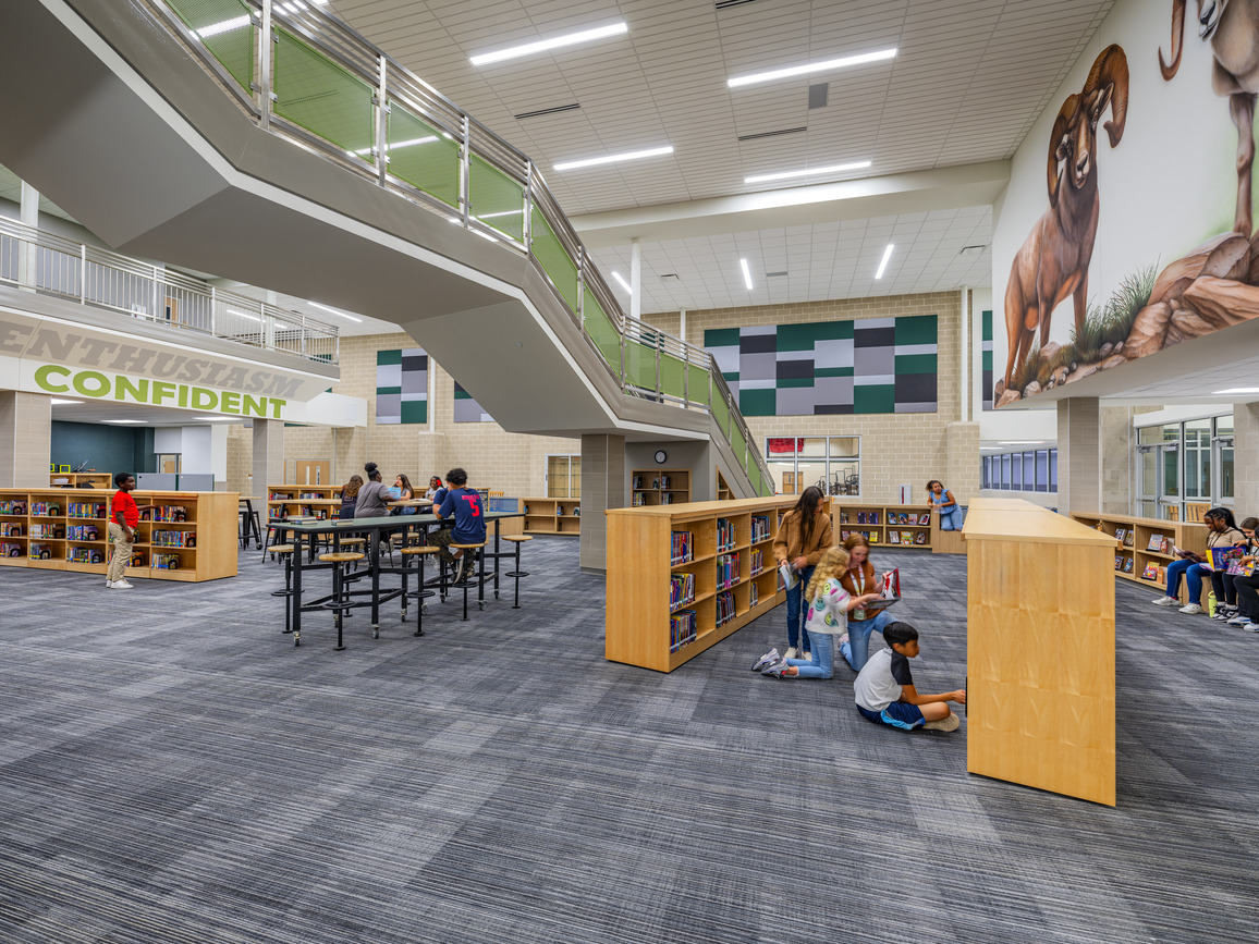 Iowa Colony Junior High School - Alvin ISD